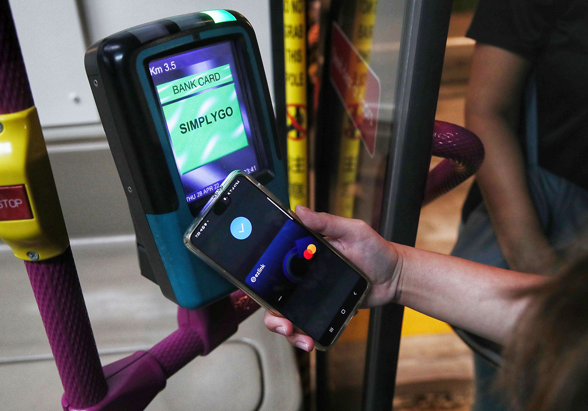 The rise and fall of the humble Singapore MRT ticket - Chit-Chat ...