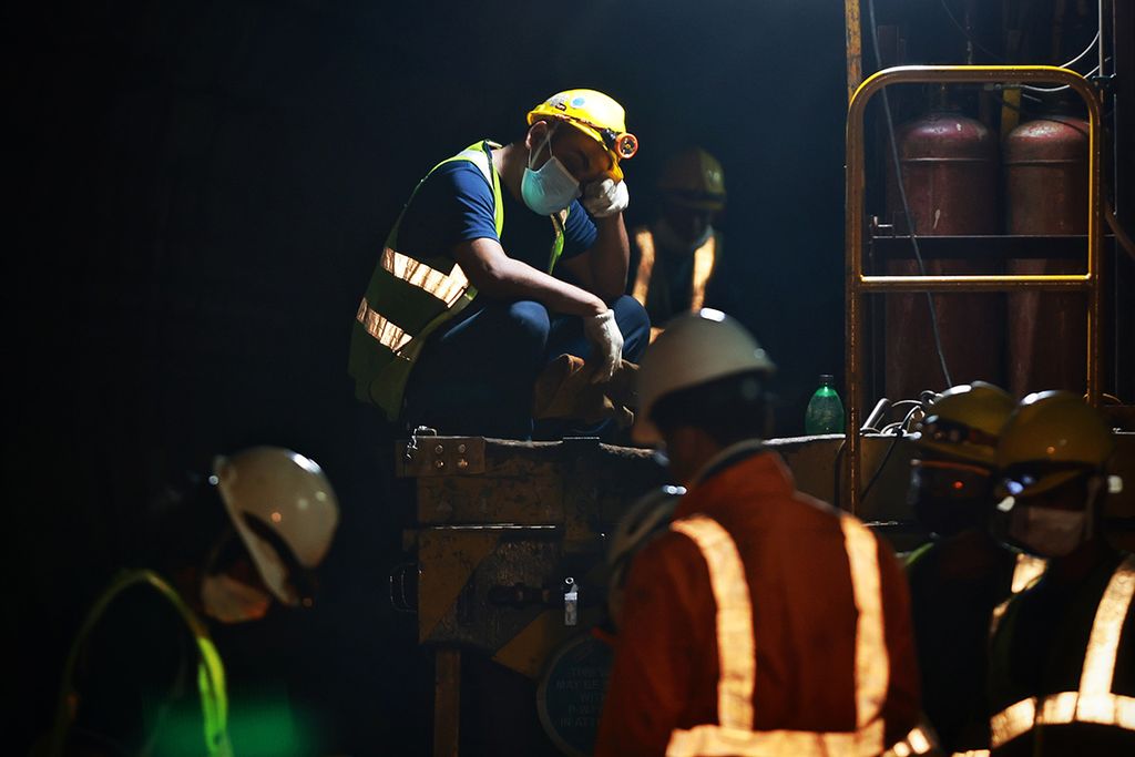 How SMRT does rail maintenance while Singapore sleeps