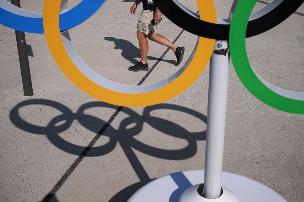 Paris 2024: Olympic moments beyond the podium