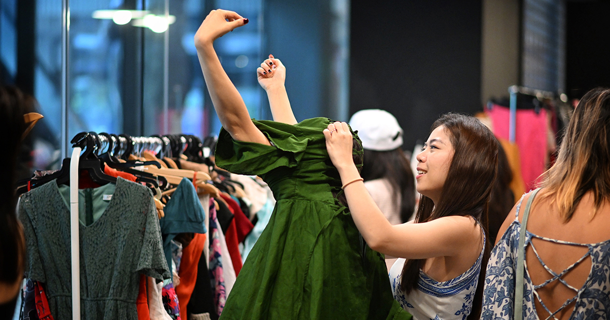 On-trend and kind to the planet: Why fashionistas are opting for old ...